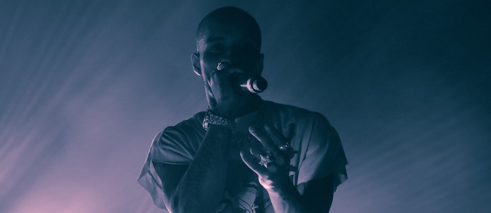 Which rapper is behind the Roc Nation entertainment brand?