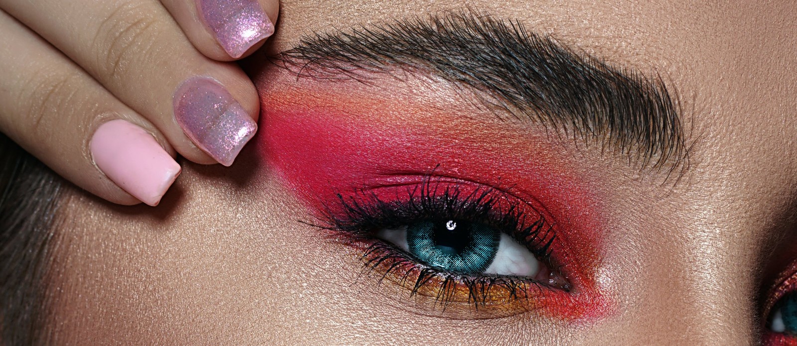 The makeup product used to apply color to eyelids is called what?