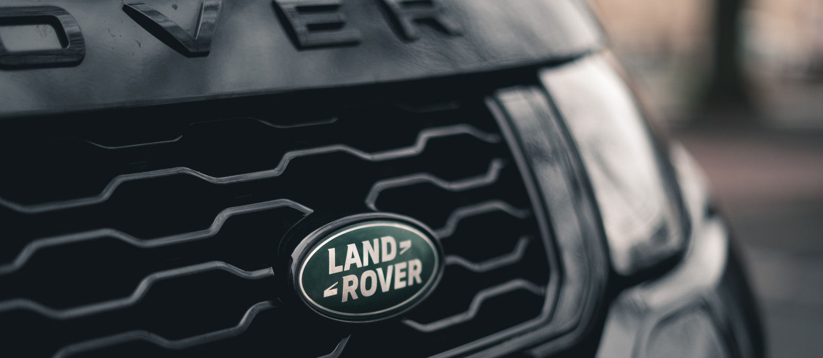 In what country was Land Rover founded in 1948?